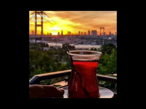 Ağlayan yürekler var, özlem çeken kalpler var, haykıran sesler var, bekleyen gözler var...