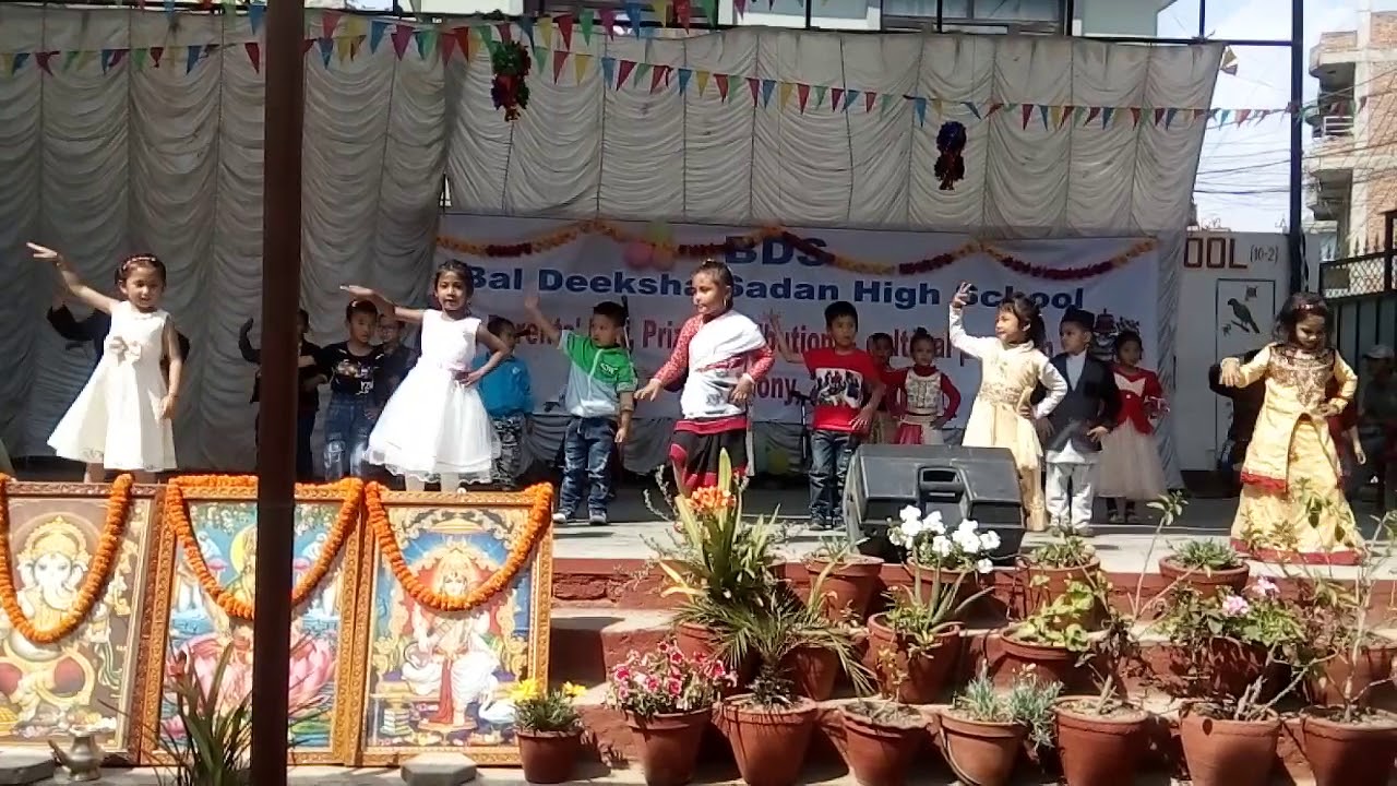 Chandrama ye chandrama nepali bal git - YouTube