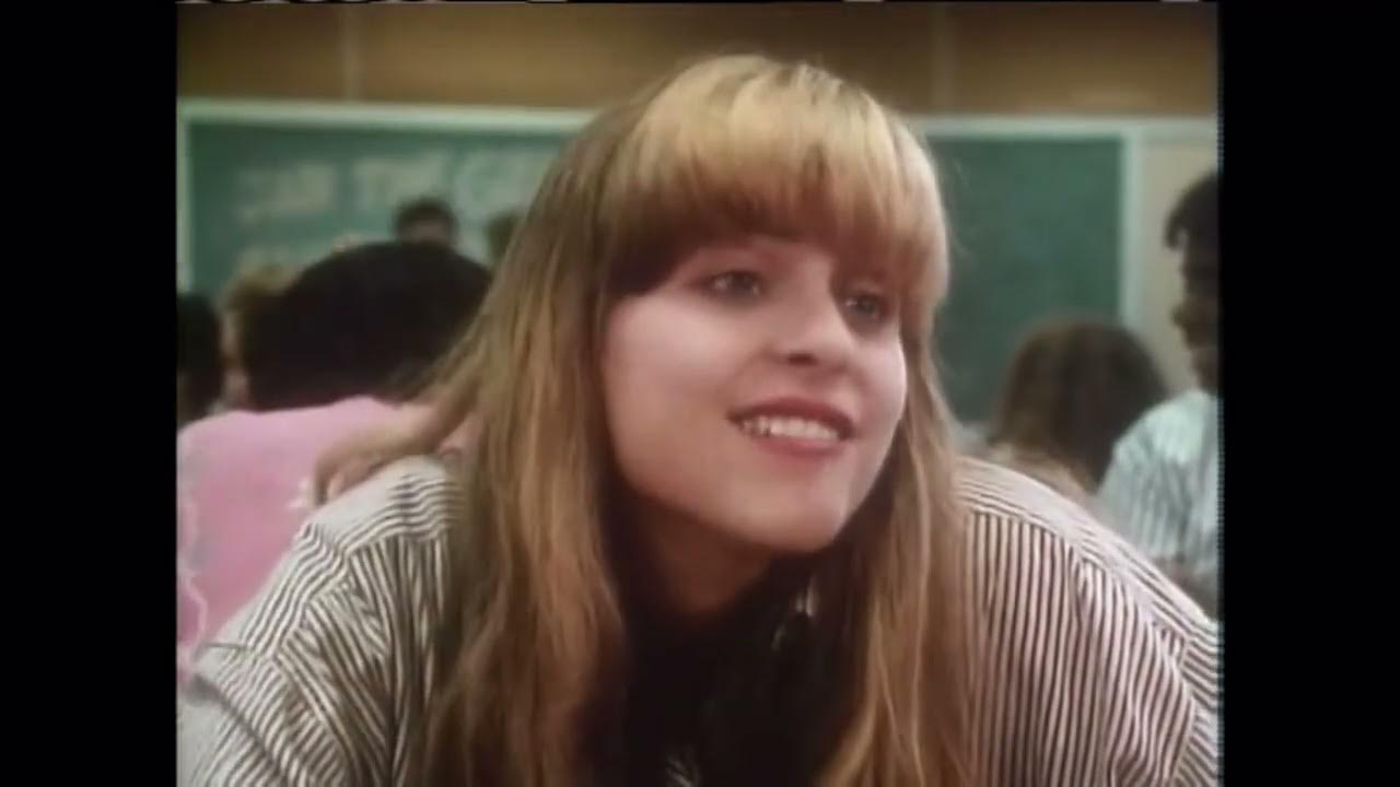 Degrassi Junior High - 3x14 “Black & White” - YouTube