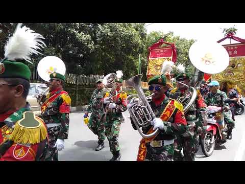 @DIDIEKJAMBOEL VIRAL SALATIGA HARI INI KIRAB BUDAYA.MACET