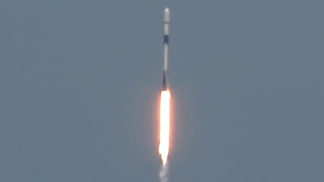 SpaceX Starlink 6 Launch From Titusville - YouTube