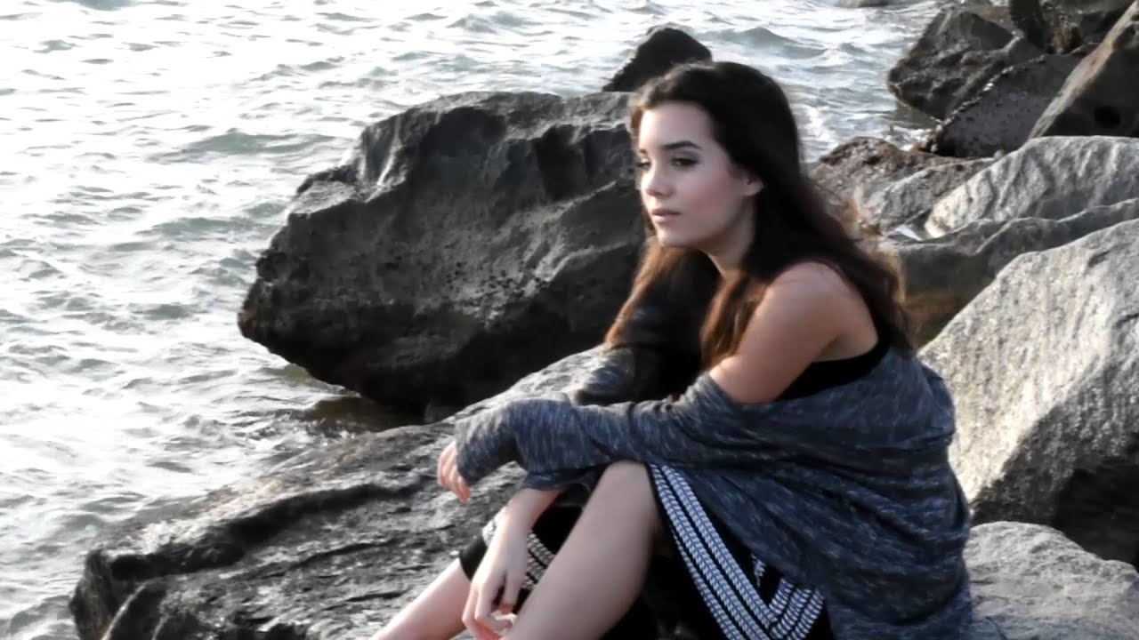 Love yourself Cover Ana Lourdes Rodriguez - YouTube