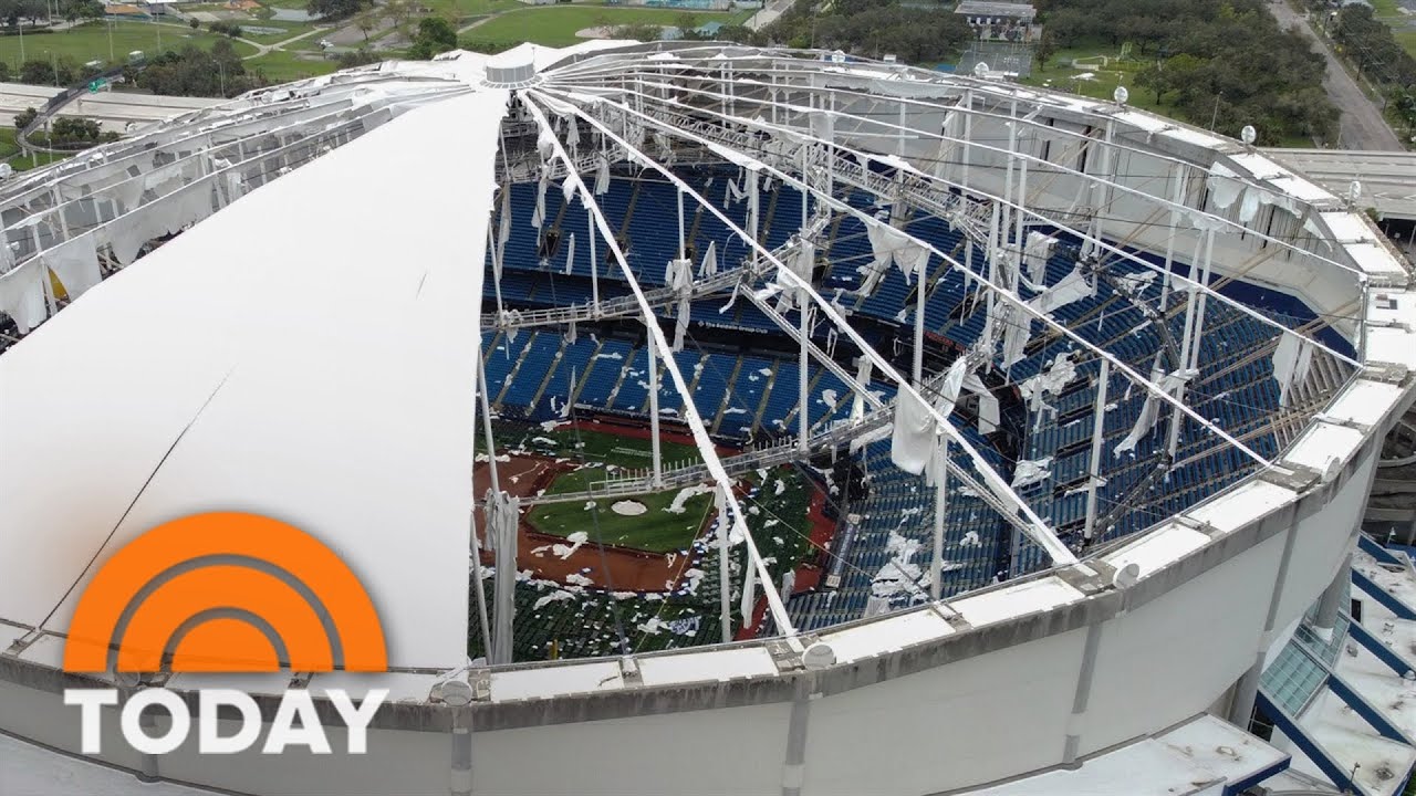 Hurricane Milton blows roof off Tampa baseball stadium - YouTube
