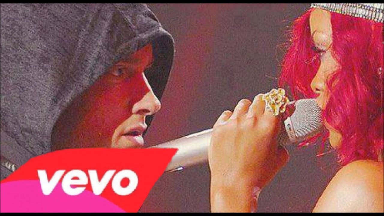Eminem - The Monster ft. Rihanna (Live) - YouTube