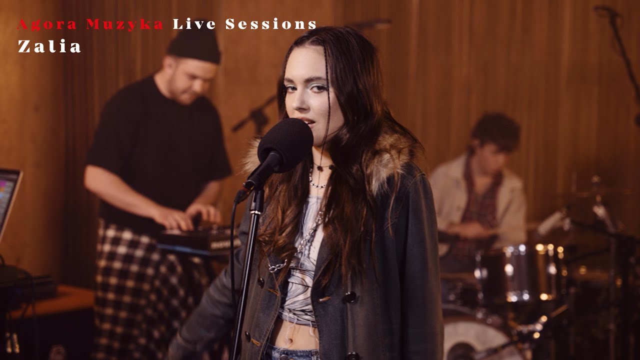 Agora Muzyka Live Sessions: Zalia - biegnę - YouTube