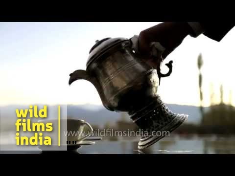 Steaming samovar of Kehva tea in Kashmir - YouTube