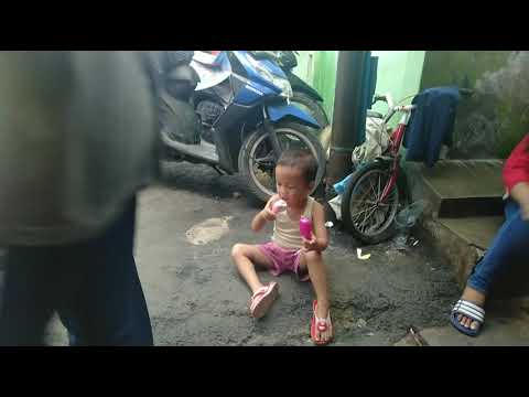Kocak ,bocah salah ngemut 😀😀😂😂