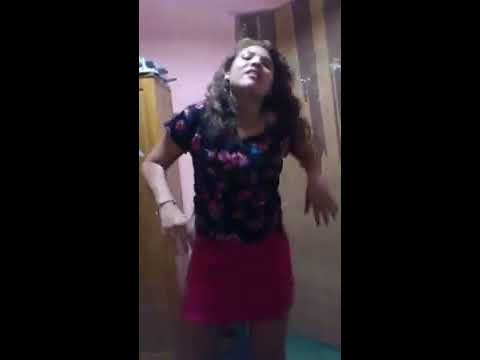 chica venezolana que baila muy bien