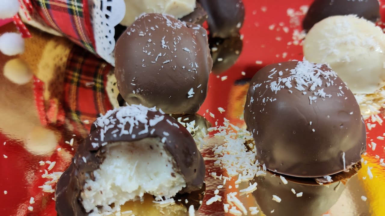 Bolitas de coco/ bombones de coco y chocolate/ receta navideña. - YouTube