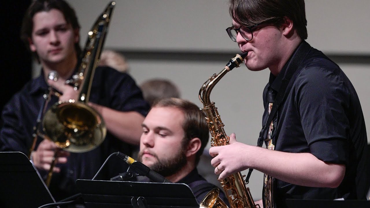 "Riddle in Swing" [Vuono] performed by the UJ Jazz Ensemble - YouTube