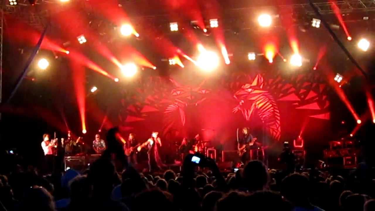PMMP - Pariterapiaa (Live @ Ruisrock 9.7.11) - YouTube
