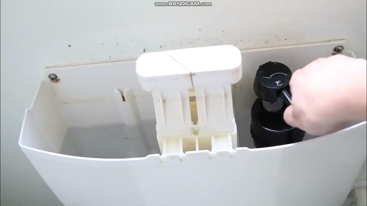 HOWTOBASIC: HOW TO FIX A LEAKING TOILET - YouTube