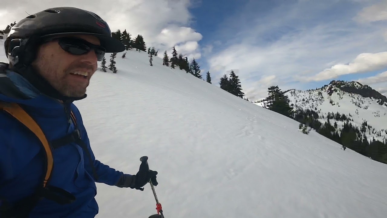 Raw Footage of Hogsback Ridge Skiing out of White Pass - YouTube
