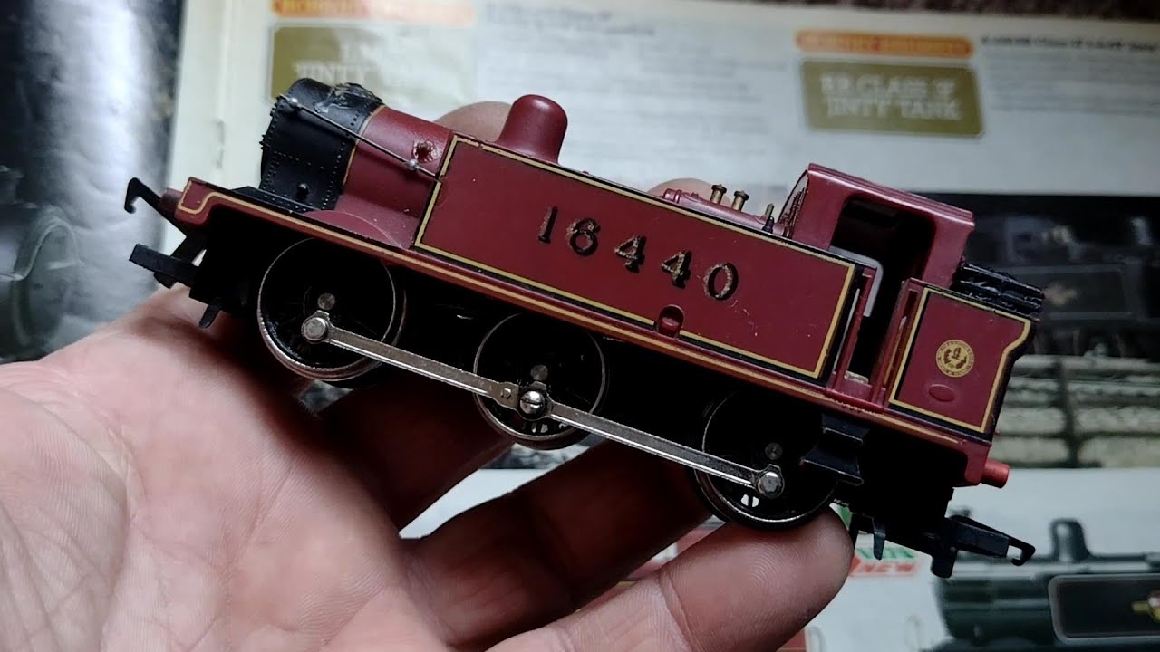 My Hornby Locomotive R052 LMS 0 6 0 Class 3f Jinty 1978 - YouTube