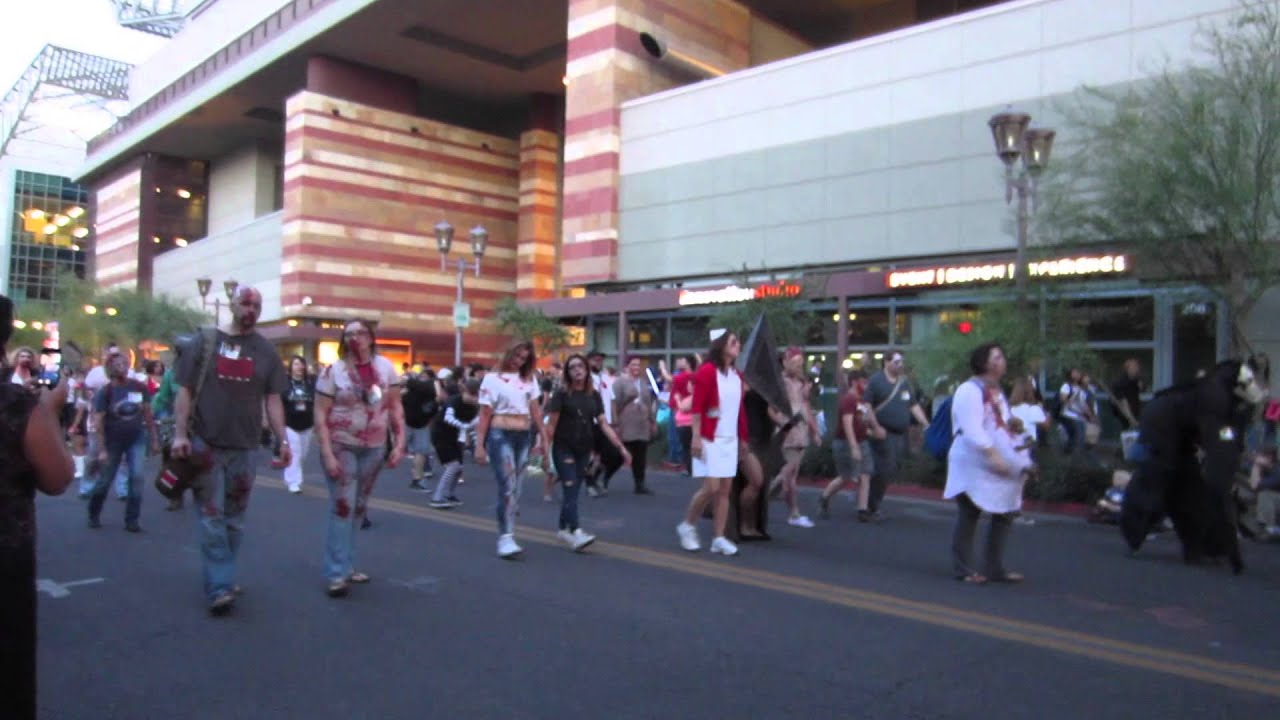 Zombie Walk/Comic-Con 2015 Phoenix, Arizona - YouTube