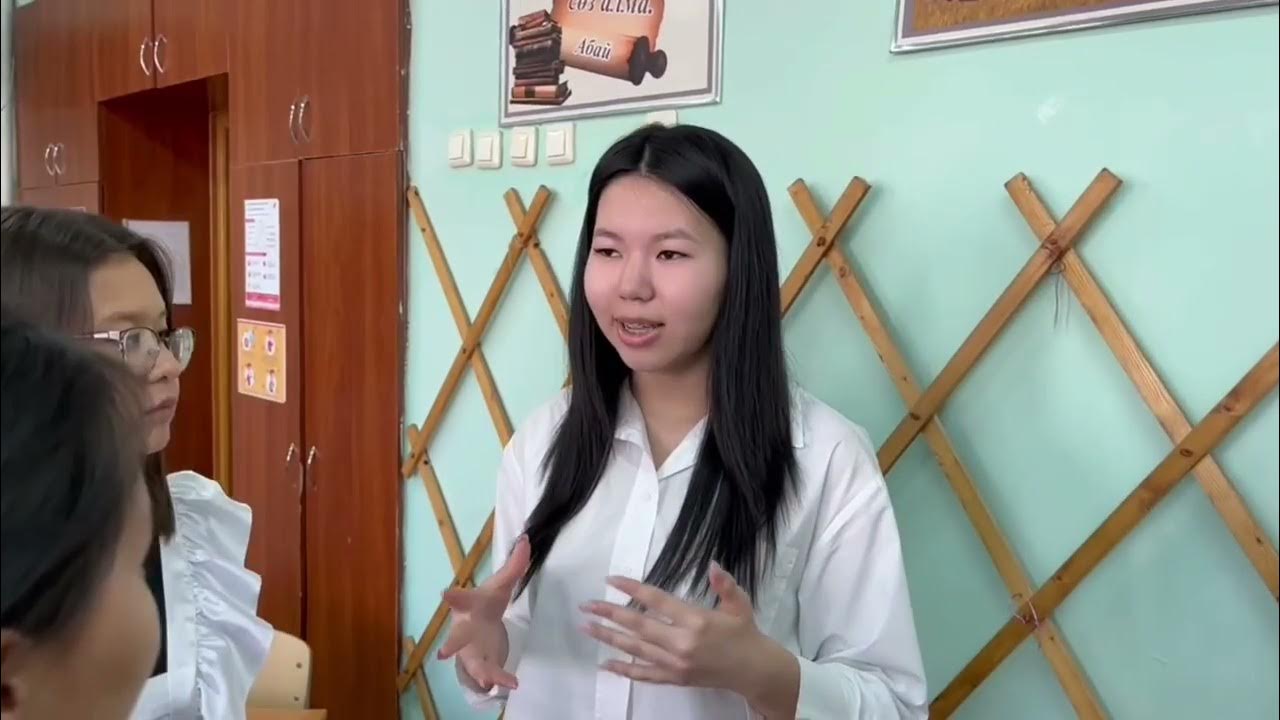 Jigsaw reading with creating comprehension tasks, speaking and ...