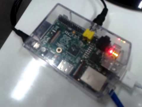 Raspberry Pi in action. Archlinux's working - YouTube