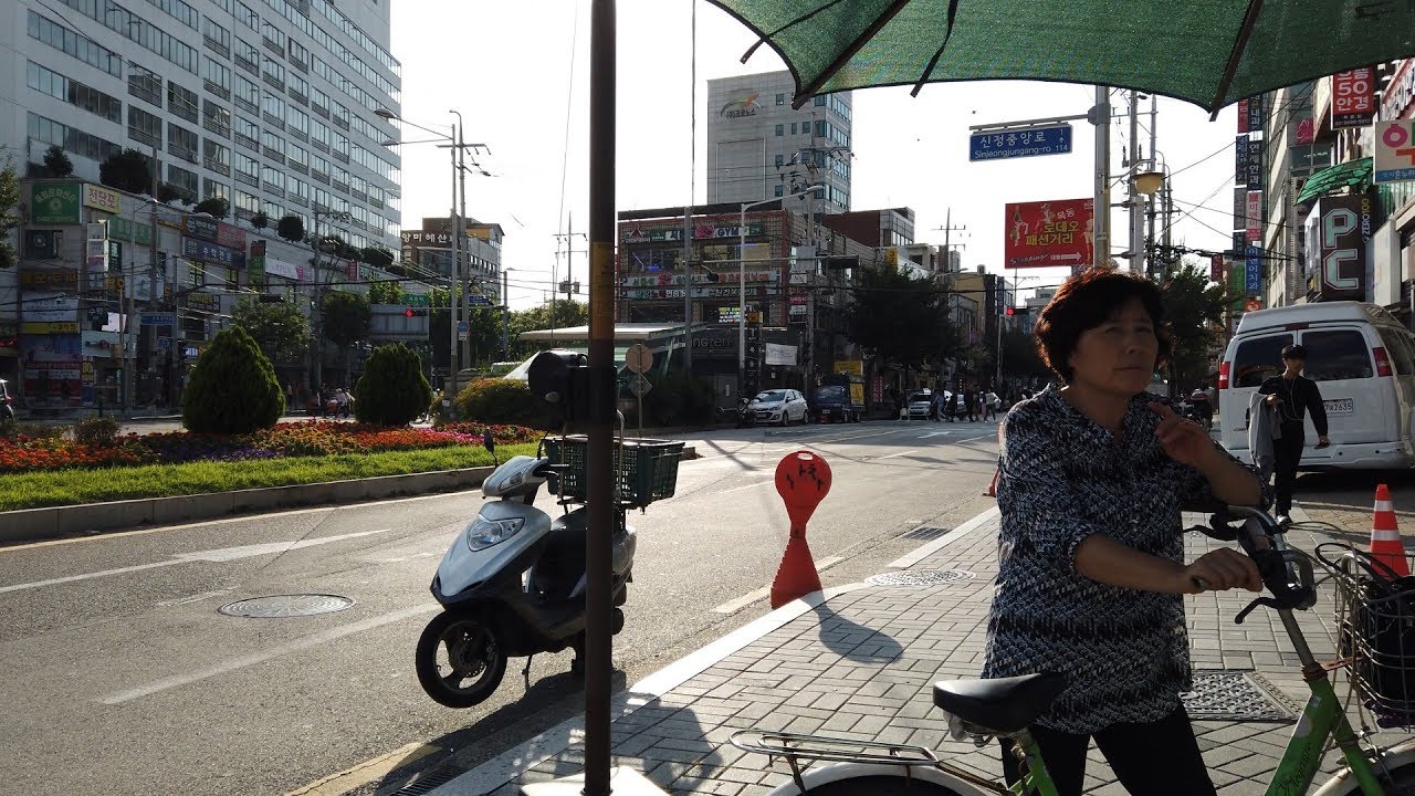 목동역 - Walking around Mok-dong Station, Seoul, Korea - YouTube