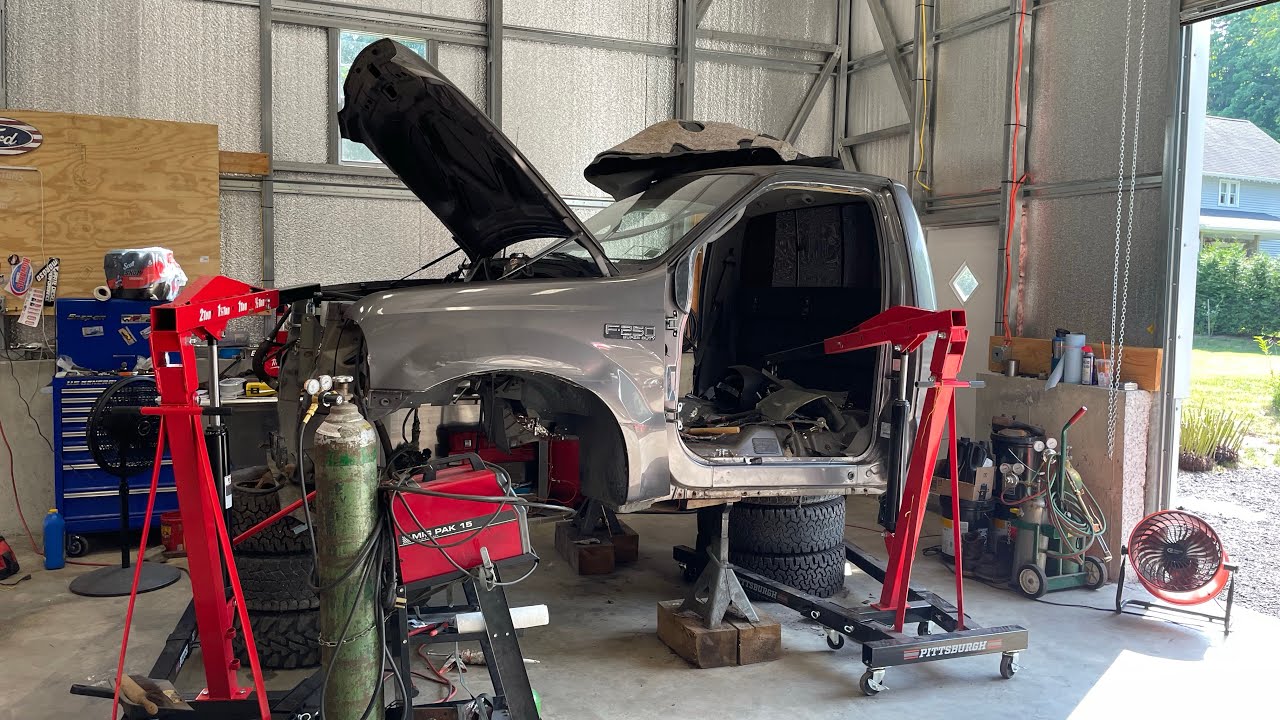 New Cab For The LOW MILE 7.3 Shorty Build Gets ZF6 Trans Tunnel And New ...