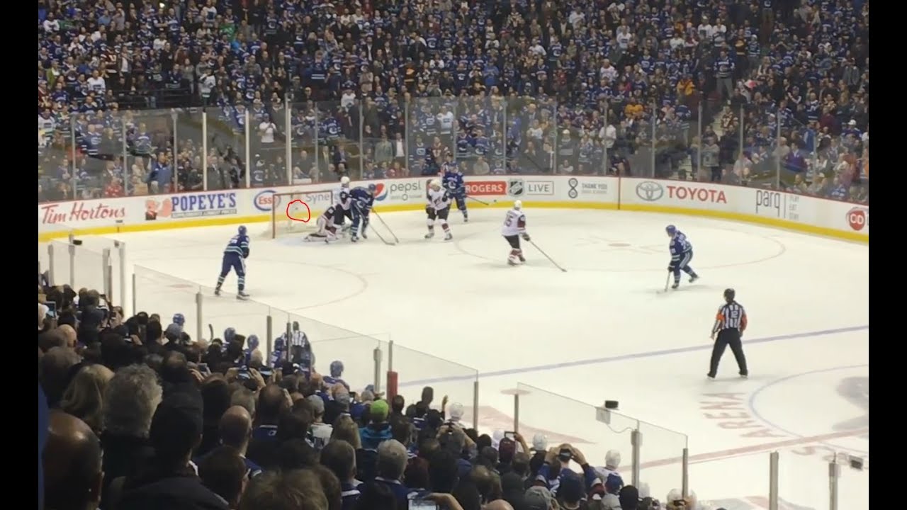 Henrik & Daniel Sedin's Last Ever Game & Last Ever Goal in Rogers Arena ...