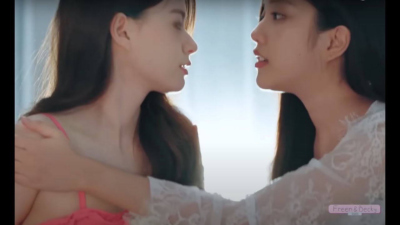 Sam & Mon's Intimate Scenes together ️ ️ || Thai Drama || GL series - YouTube