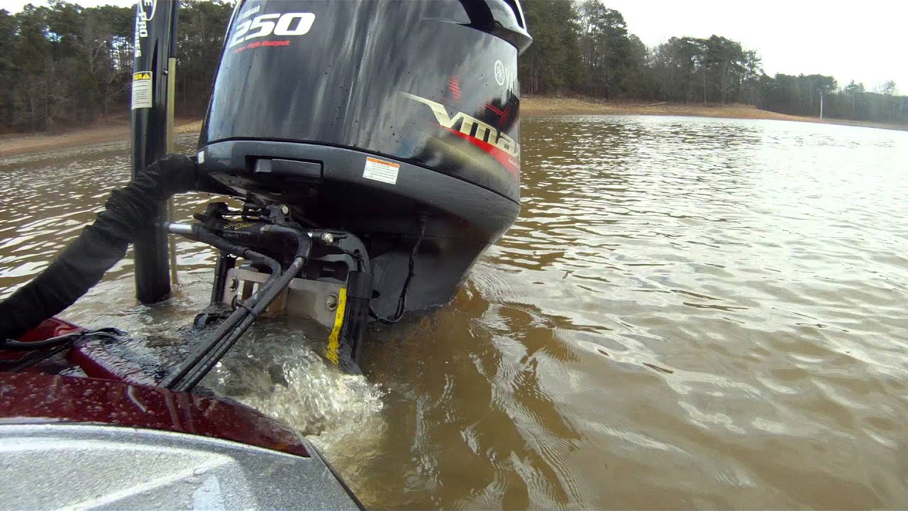 GoPro video test for my bass boat rear outboard motor Yamaha - YouTube