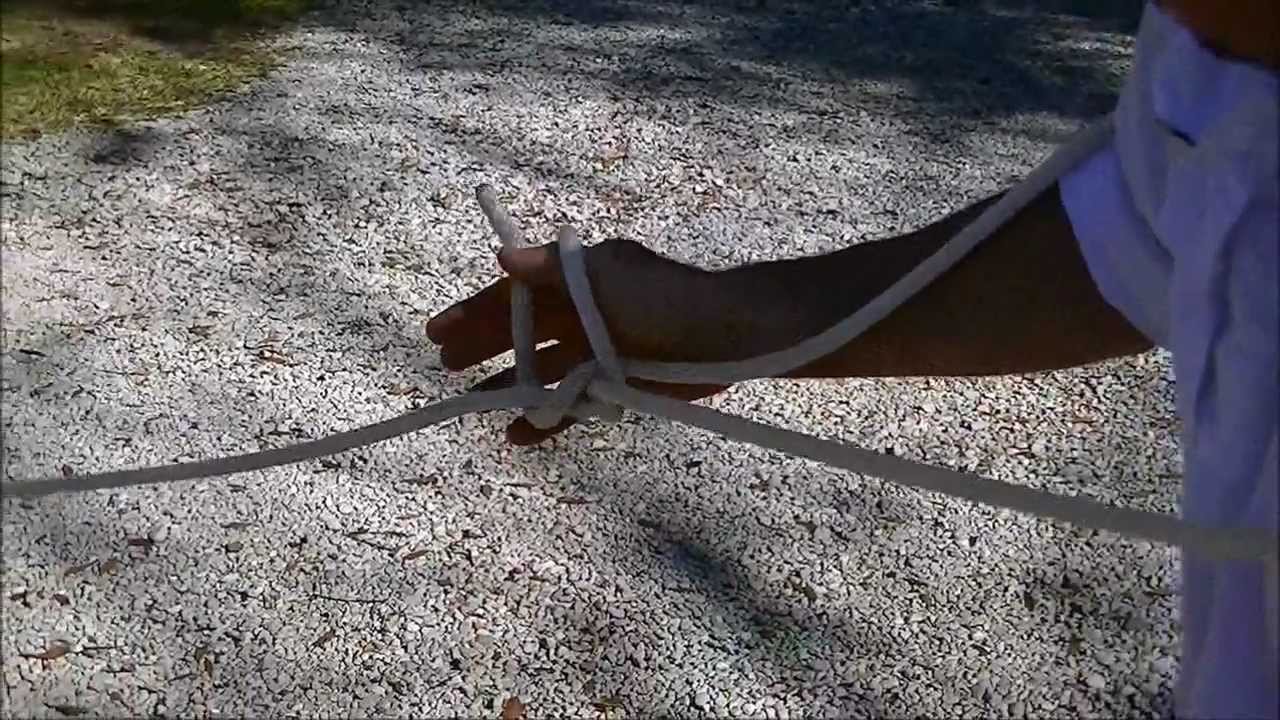 The one handed bowline. A must know. - YouTube