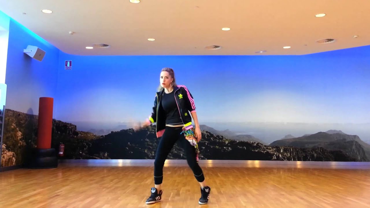 CHAPI CHAPI - ZUMBA-DANCE FITNESS by Maria Amor - YouTube