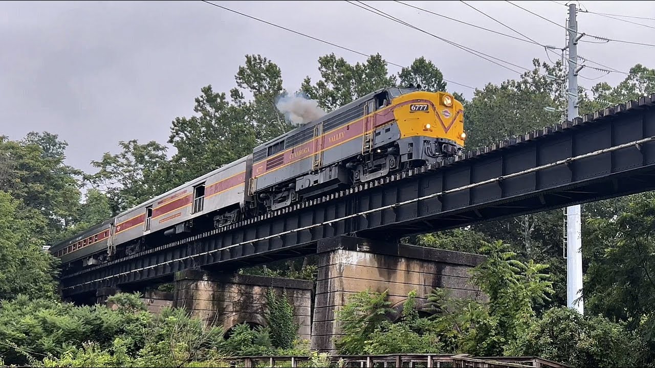 CVSR trains 11 & 12. - YouTube