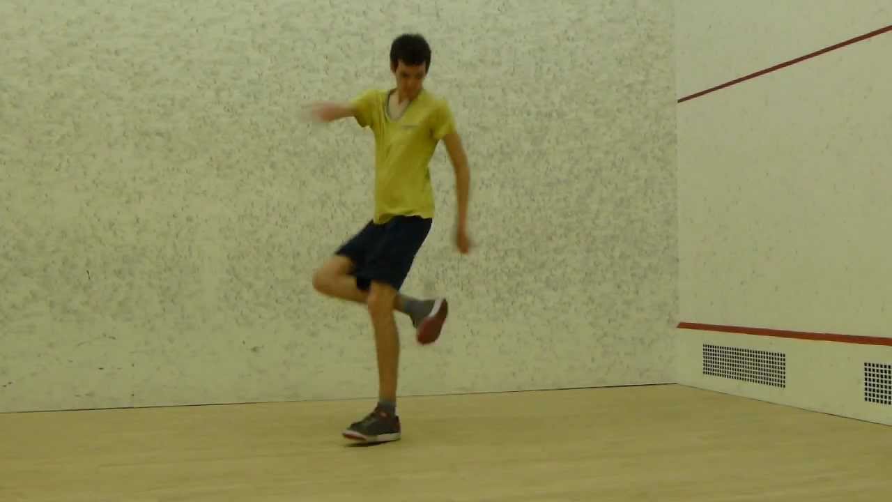 Freestyle Footbag Trick: Vertigo by Nathan Pipenberg - YouTube
