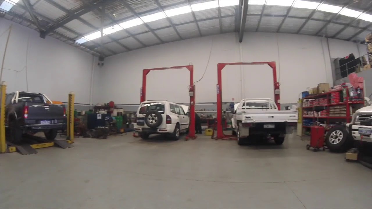 ROBSON BROTHERS 4WD SERVICE AND REPAIRS - YouTube