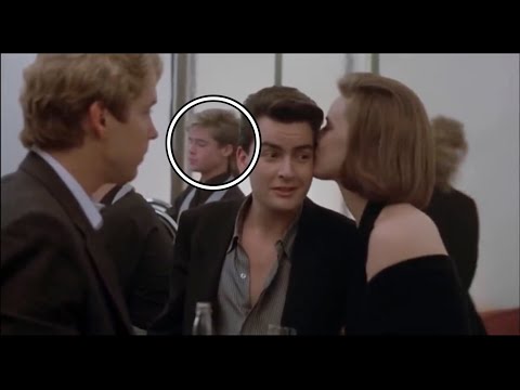 Brad Pitt being an Extra for 3 minutes
