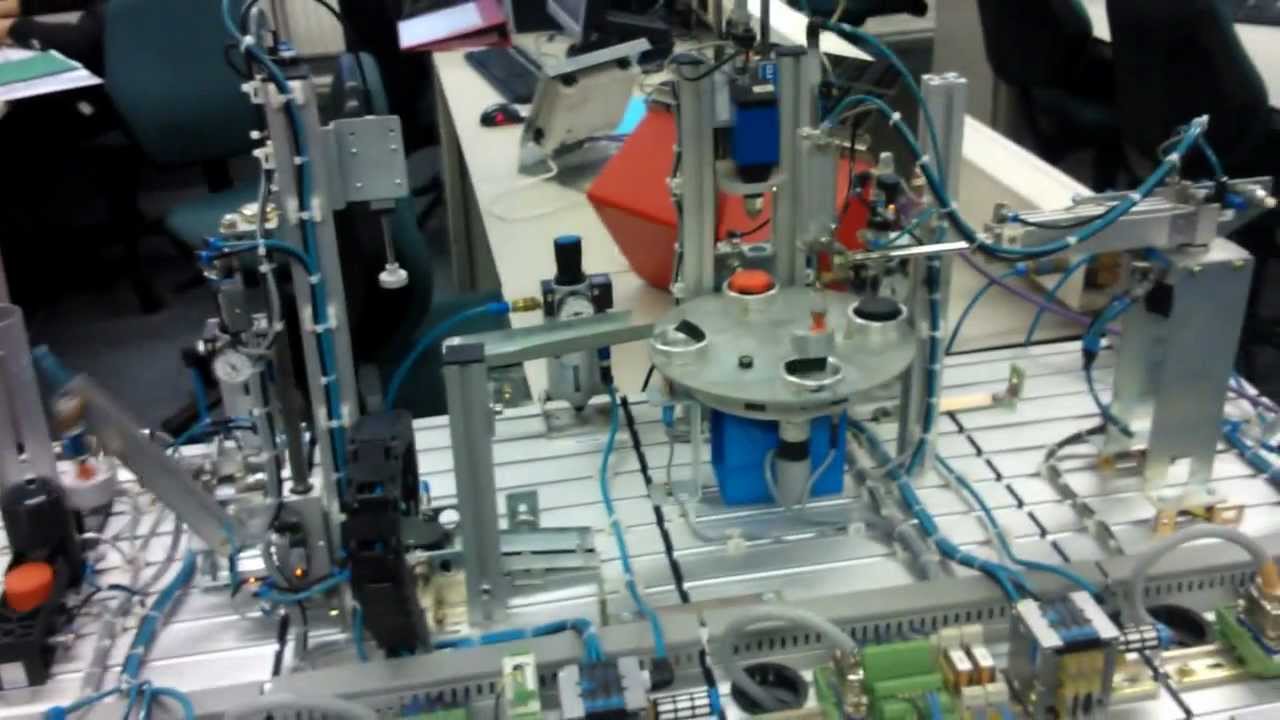 Examineringsproject Festo machines - YouTube
