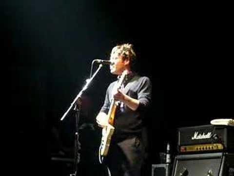 BABYSHAMBLES I Wish BERLIN Mick Whitnall Columbiahalle - YouTube