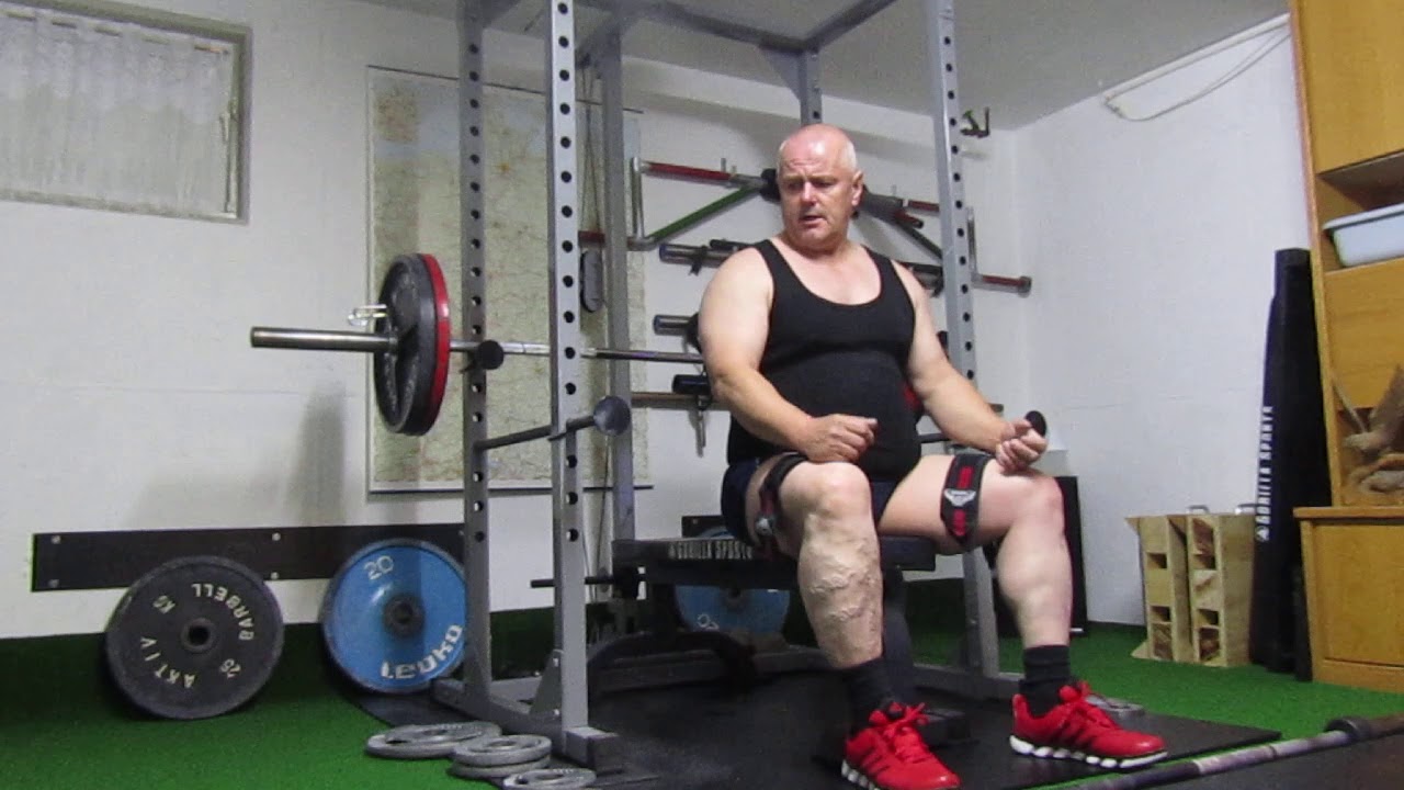 Bankdrücken 110 kg x 5..59 Jahre, 107,7 kg - YouTube