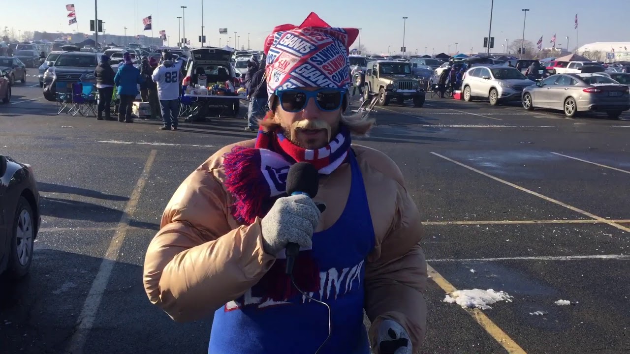 What Happens When Eli Manning Meets Hulk Hogan - Elimania (Promo to ...