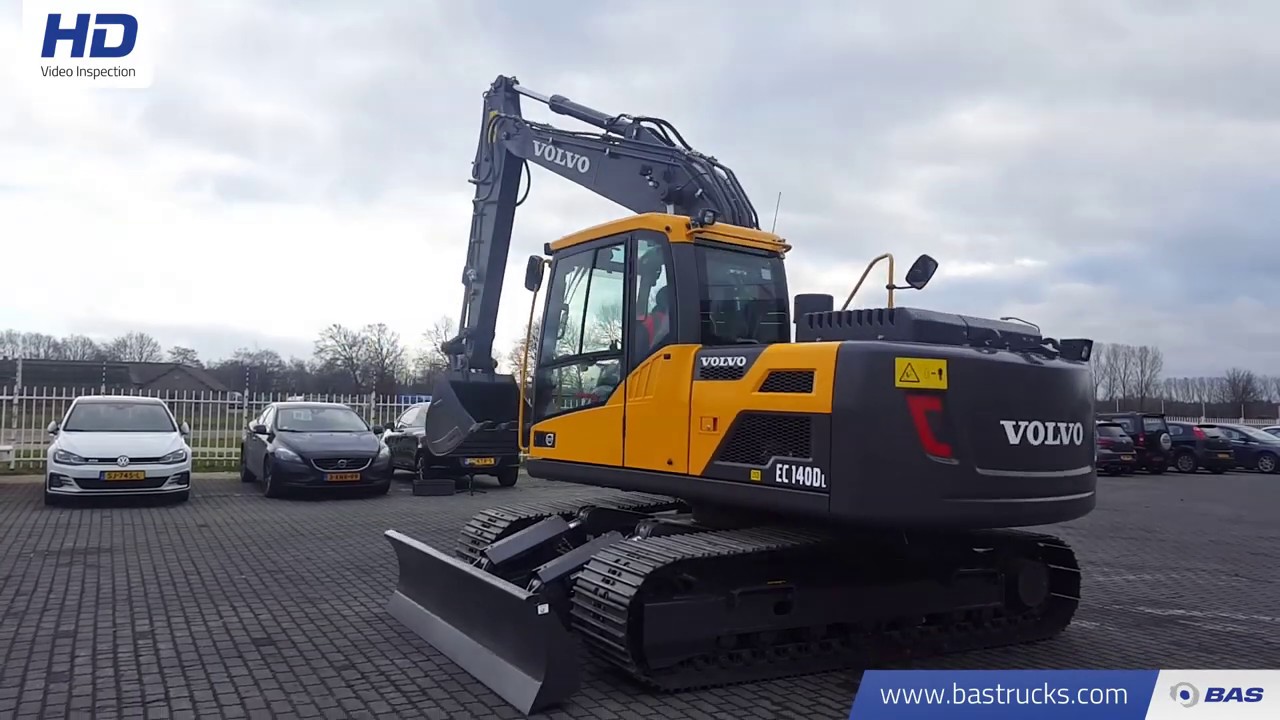 Volvo EC140DL - YouTube