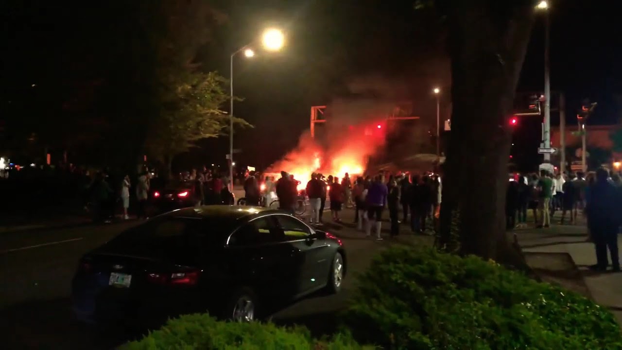Eugene Oregon Riot pt4 05/29/20 - YouTube