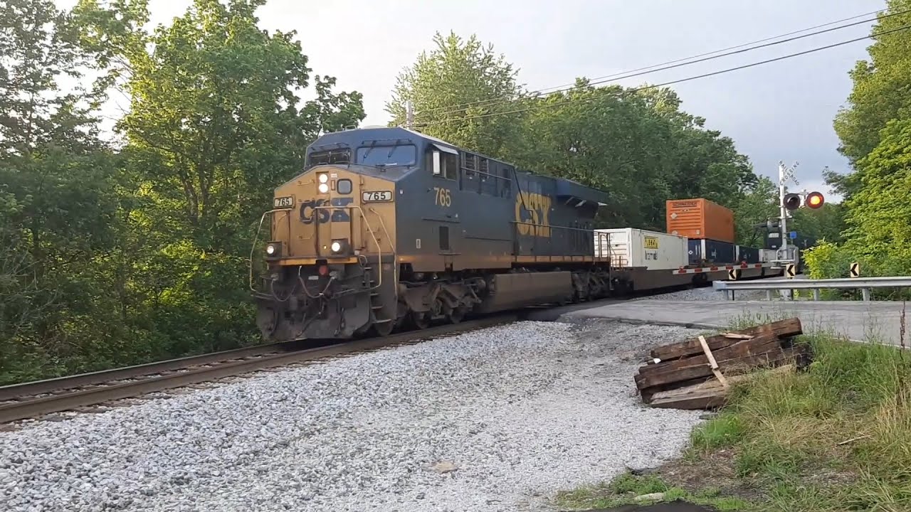 CSX #765 Leads Southbound Intermodal/Autorack Train With DPU - YouTube