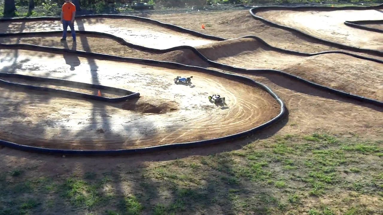 Team Associated RC8Be @ JD's Xtreme R/C 2nd half of E-buggy Main - YouTube