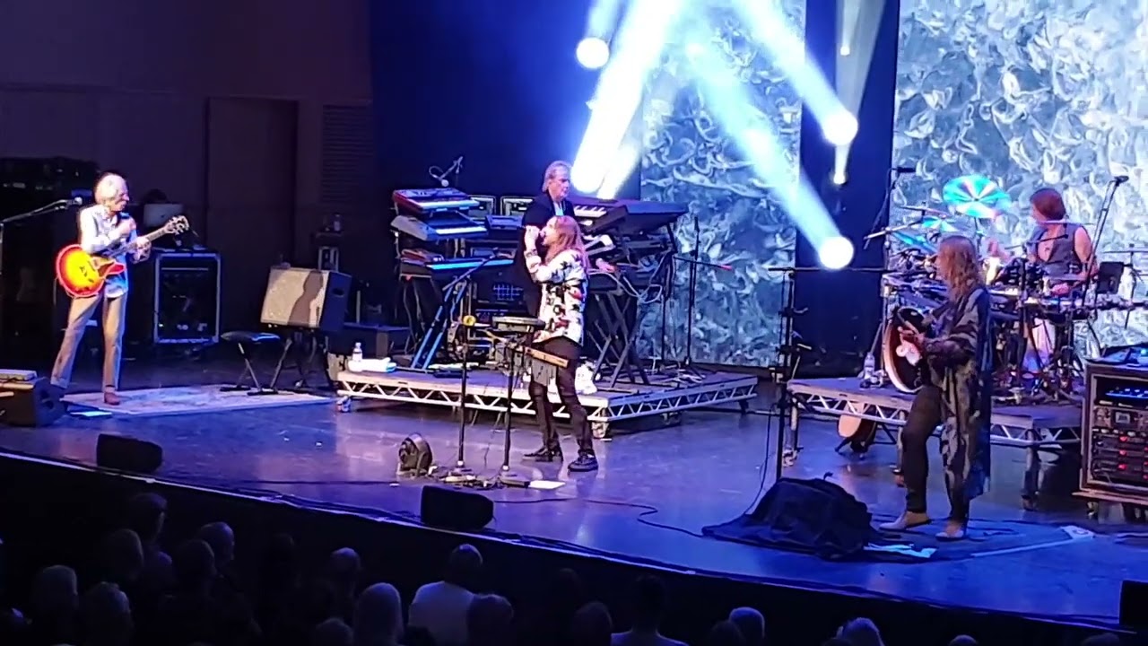 Yes Live: 6/15/22 - Glasgow - The Ice Bridge (partial) - YouTube