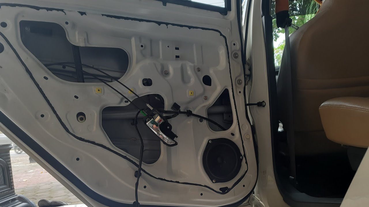 CARA PASANG PEREDAM PINTU MOBIL - YouTube