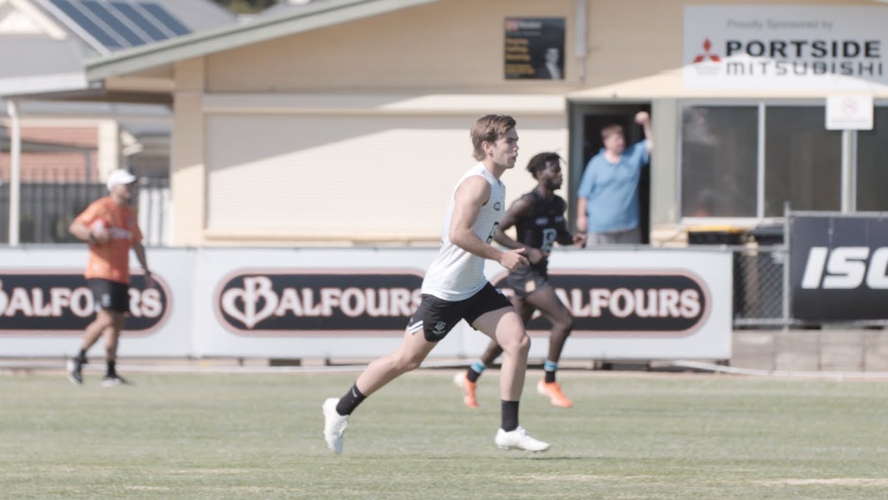 AFL Academy Kids at Training - YouTube