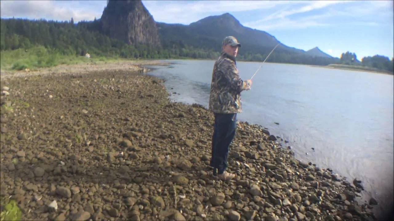 Beacon Rock Squaw/Pikeminnow Fishing - YouTube