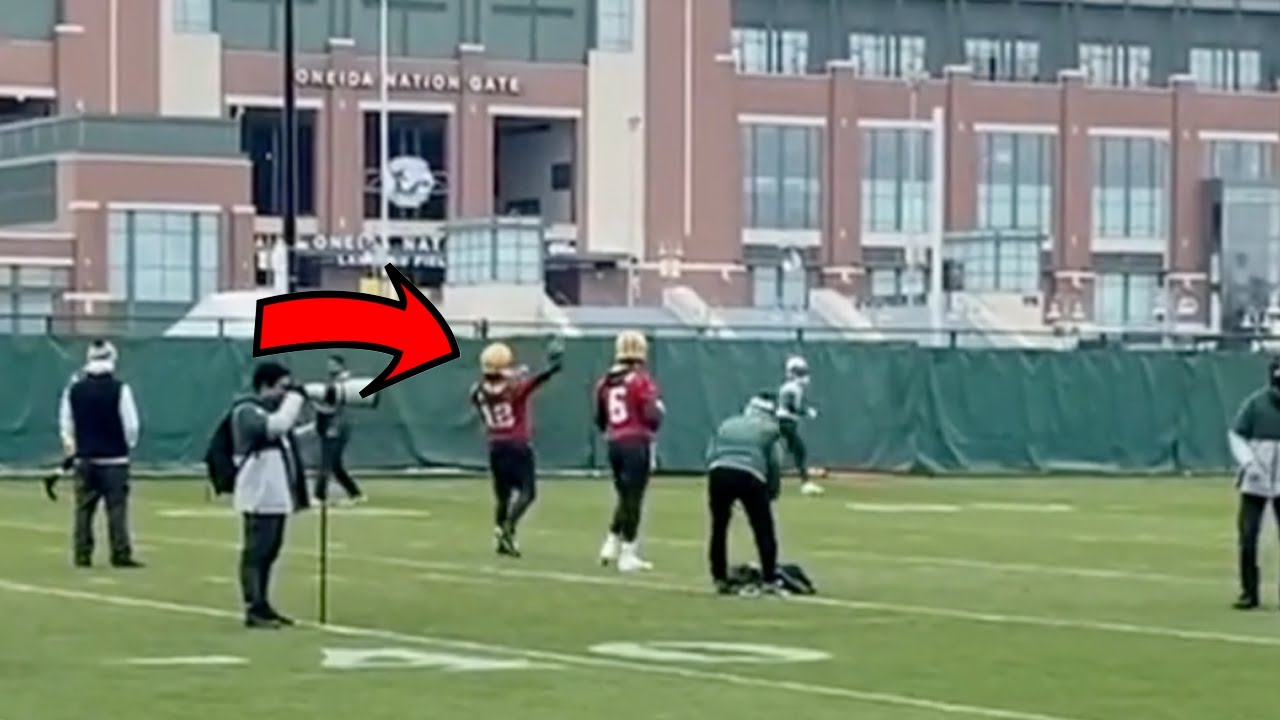 Aaron Rodgers BACK AT PRACTICE Throwing Highlights - YouTube