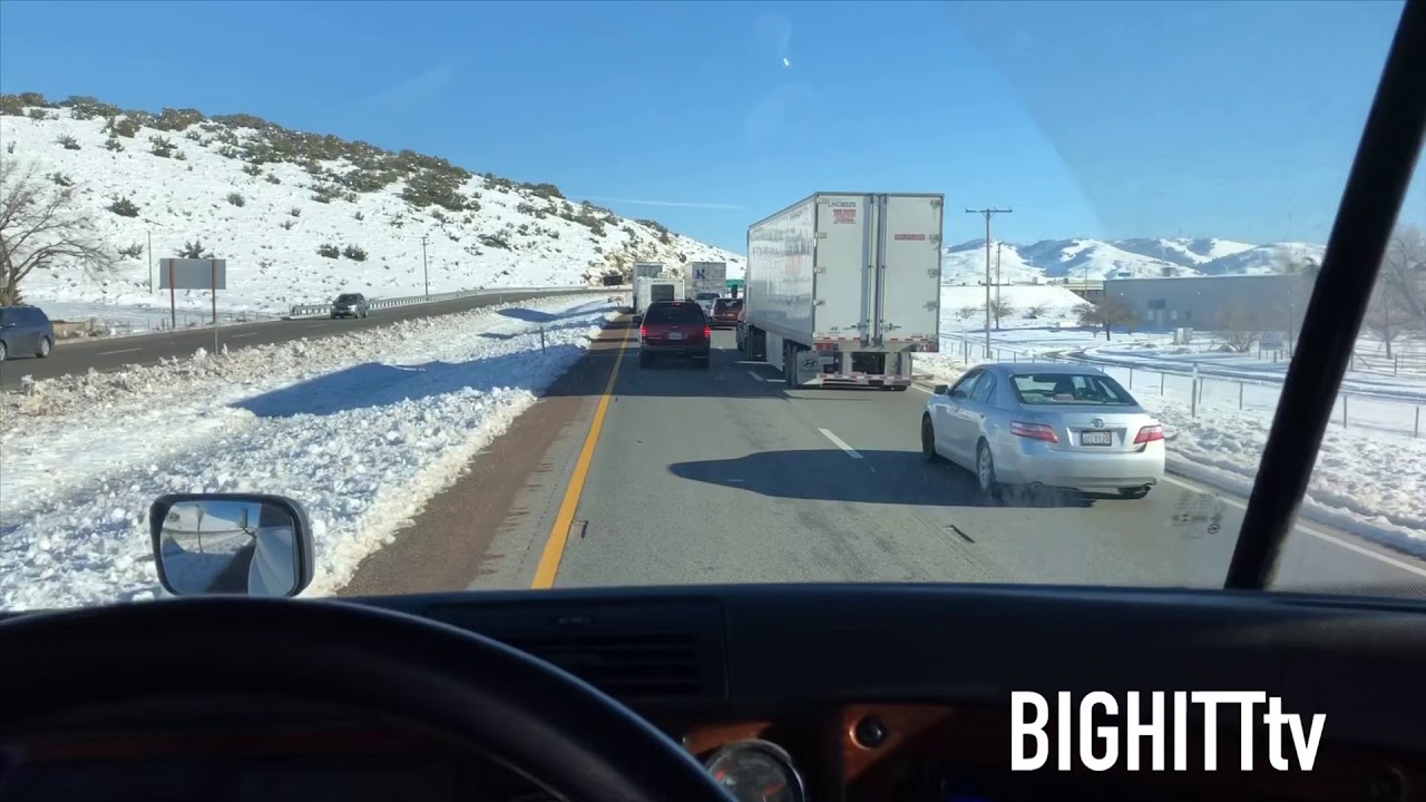 Snow ️ ⛄️ in tehachapi California last video of 2019 New Years - YouTube