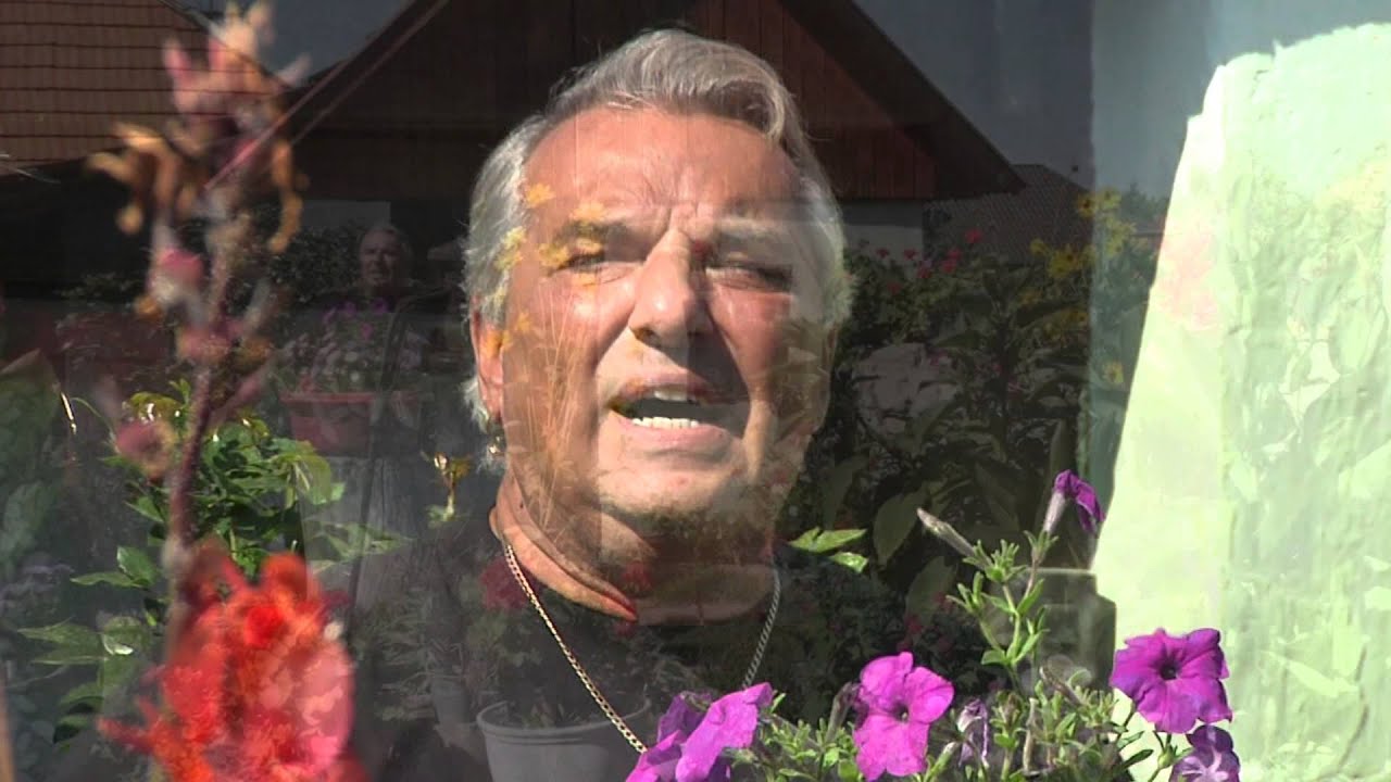 Vasek Peter TAK NEKONECNE KRASNA - YouTube