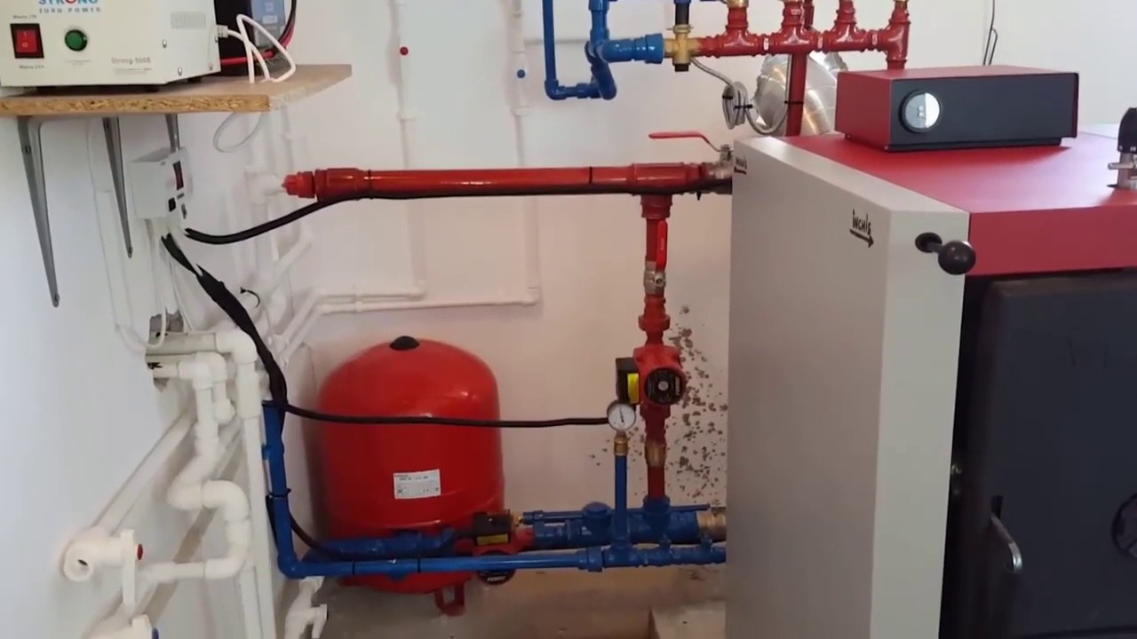 Montaj cazan pe combustibil solid echipa Cazan.md - YouTube