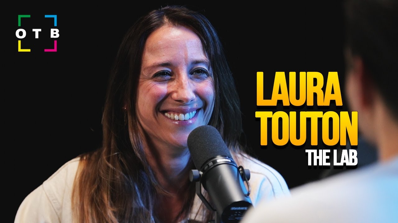 COMMENT TRANSFORMER SA PASSION EN CARRIÈRE (ft. Laura Touton) - YouTube