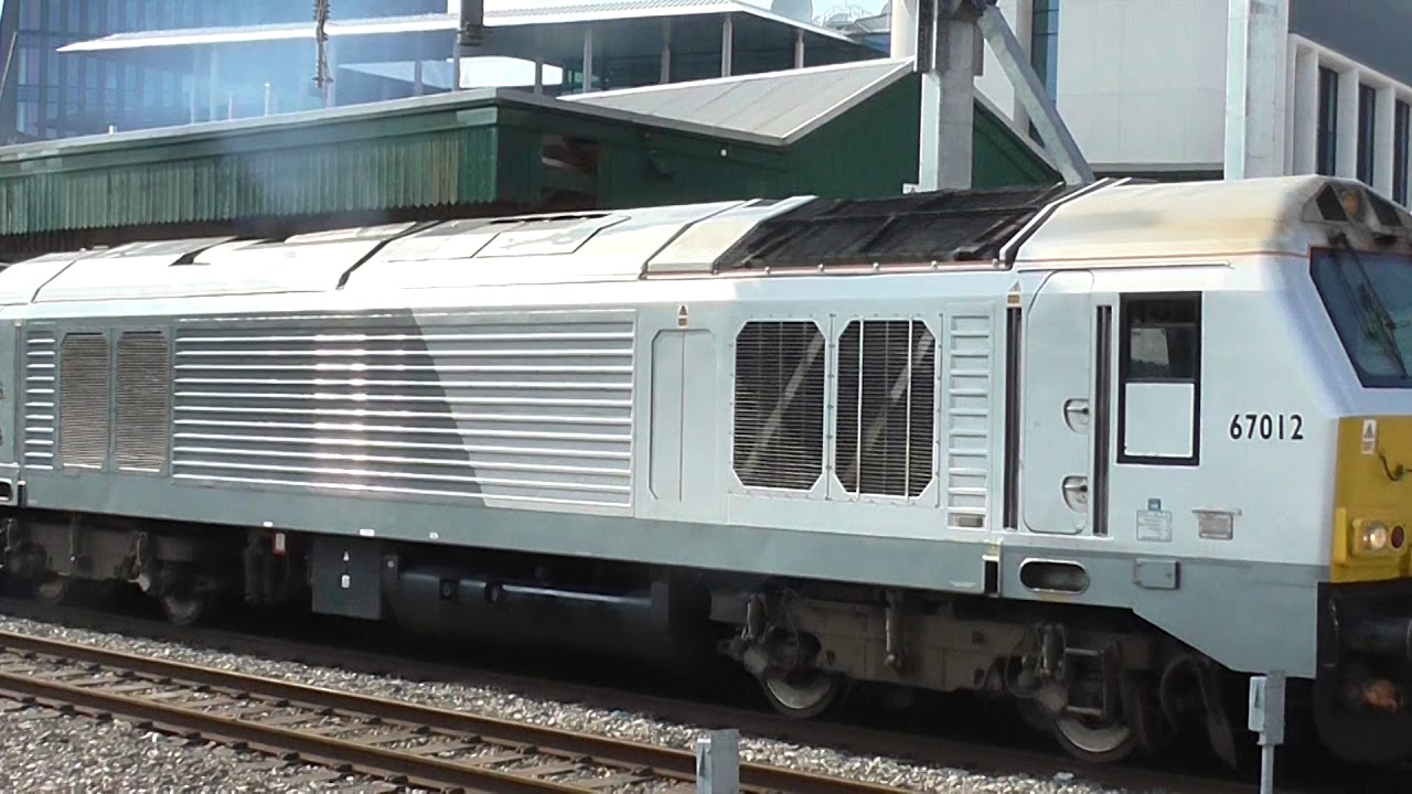 DB Cargo UK Class 67 no: 67012-82307 @ Cardiff Central {1W96} 01/08 ...